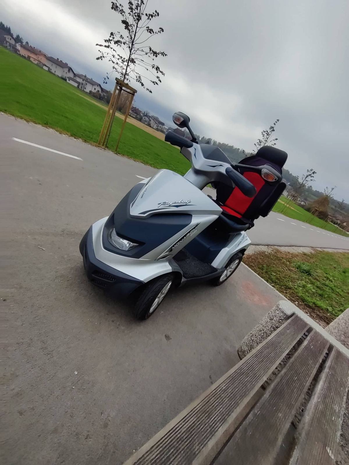 Električni skuter