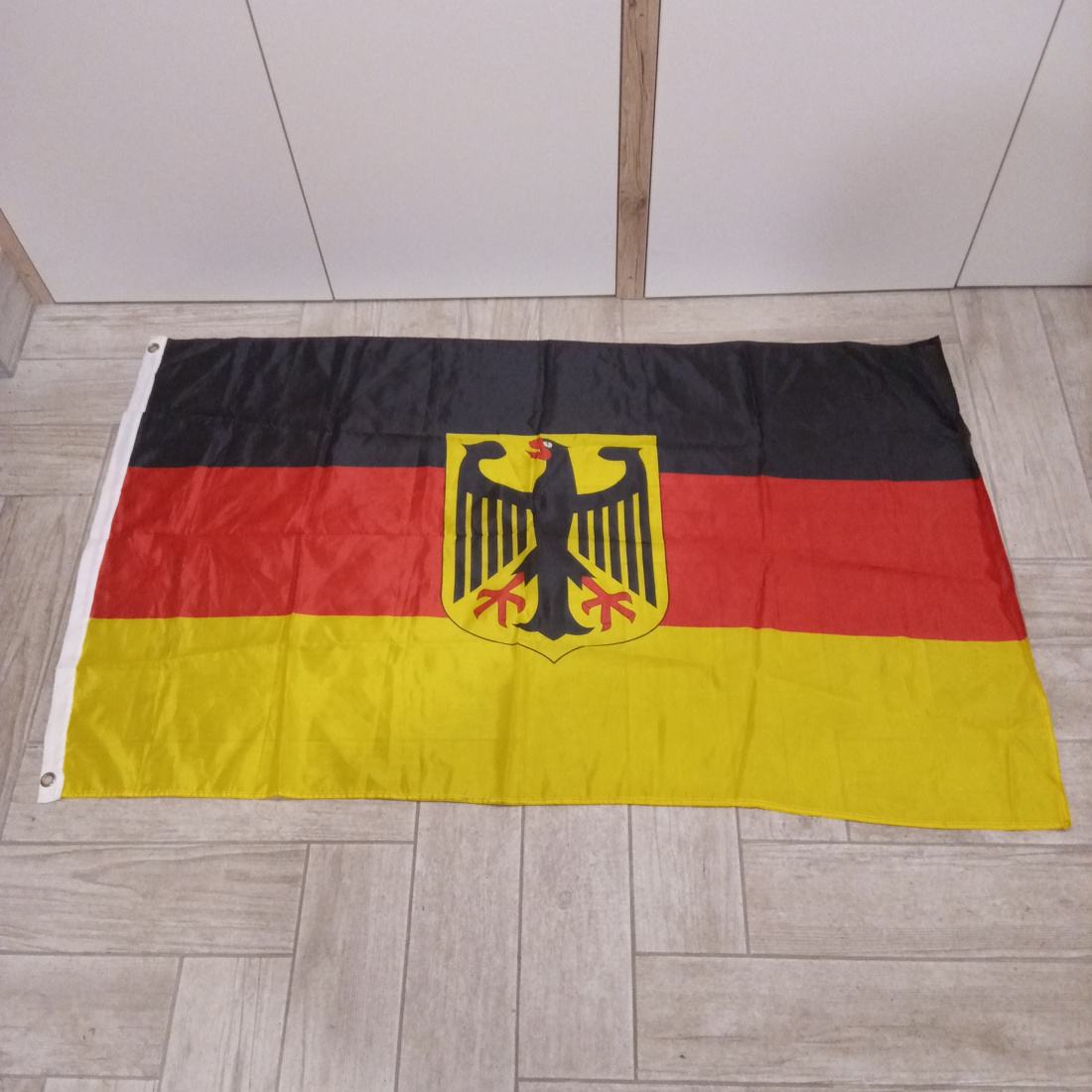 NOVO - Nemška navijaška zastava - ( Velika ) - Kakovostna izdelava ...