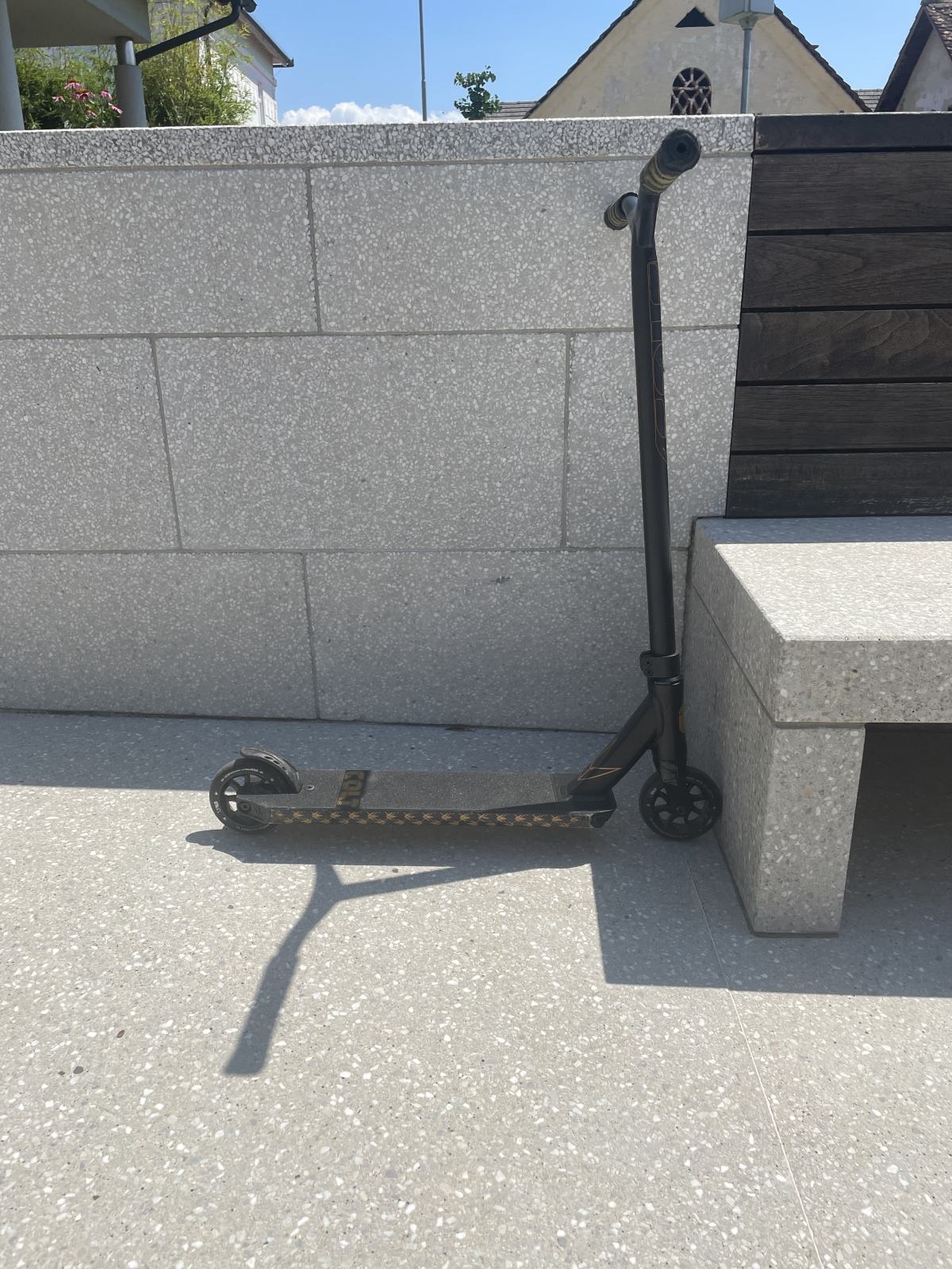 Skiro Blunt Envy S4