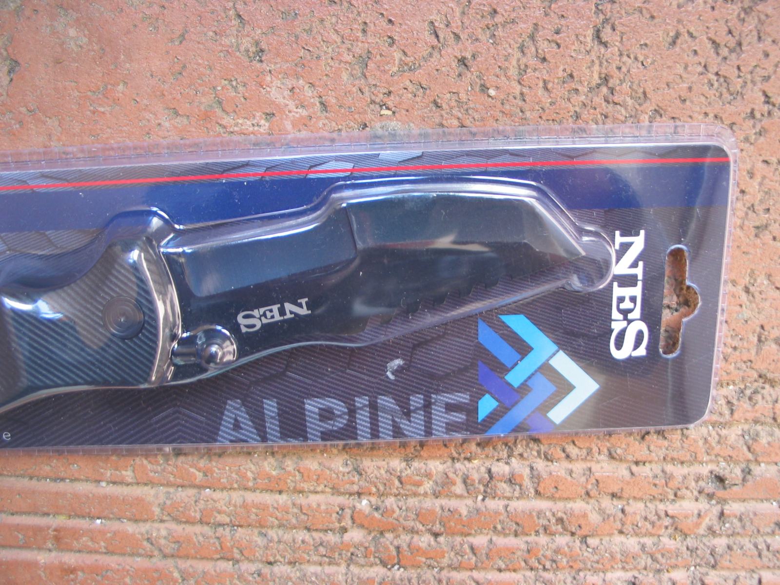Zložljiv survival nož NES Alpine, nov, zapakiran, prodam