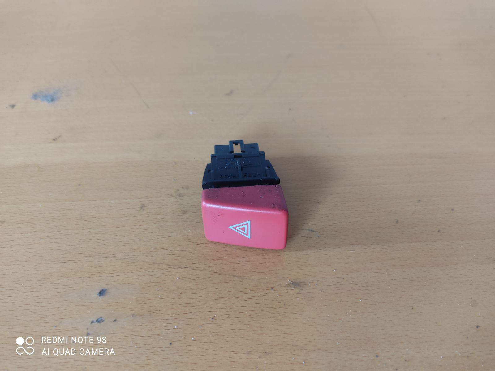 Honda Accord stikalo varnostnih utripalk 02-