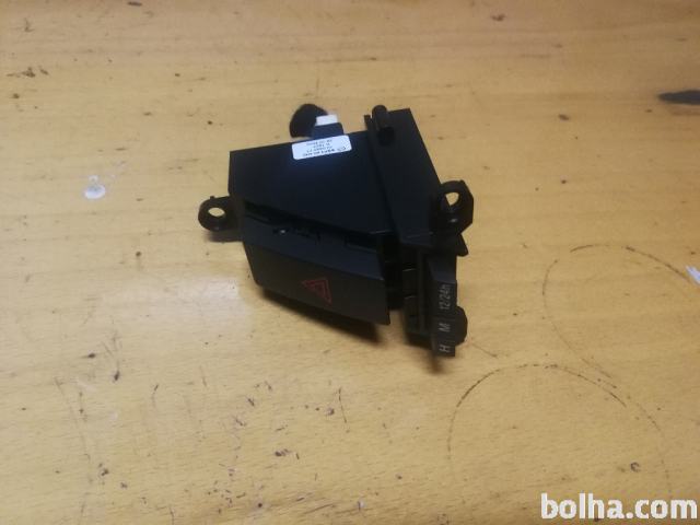Mazda 3 stikalo za varnostne utripalke