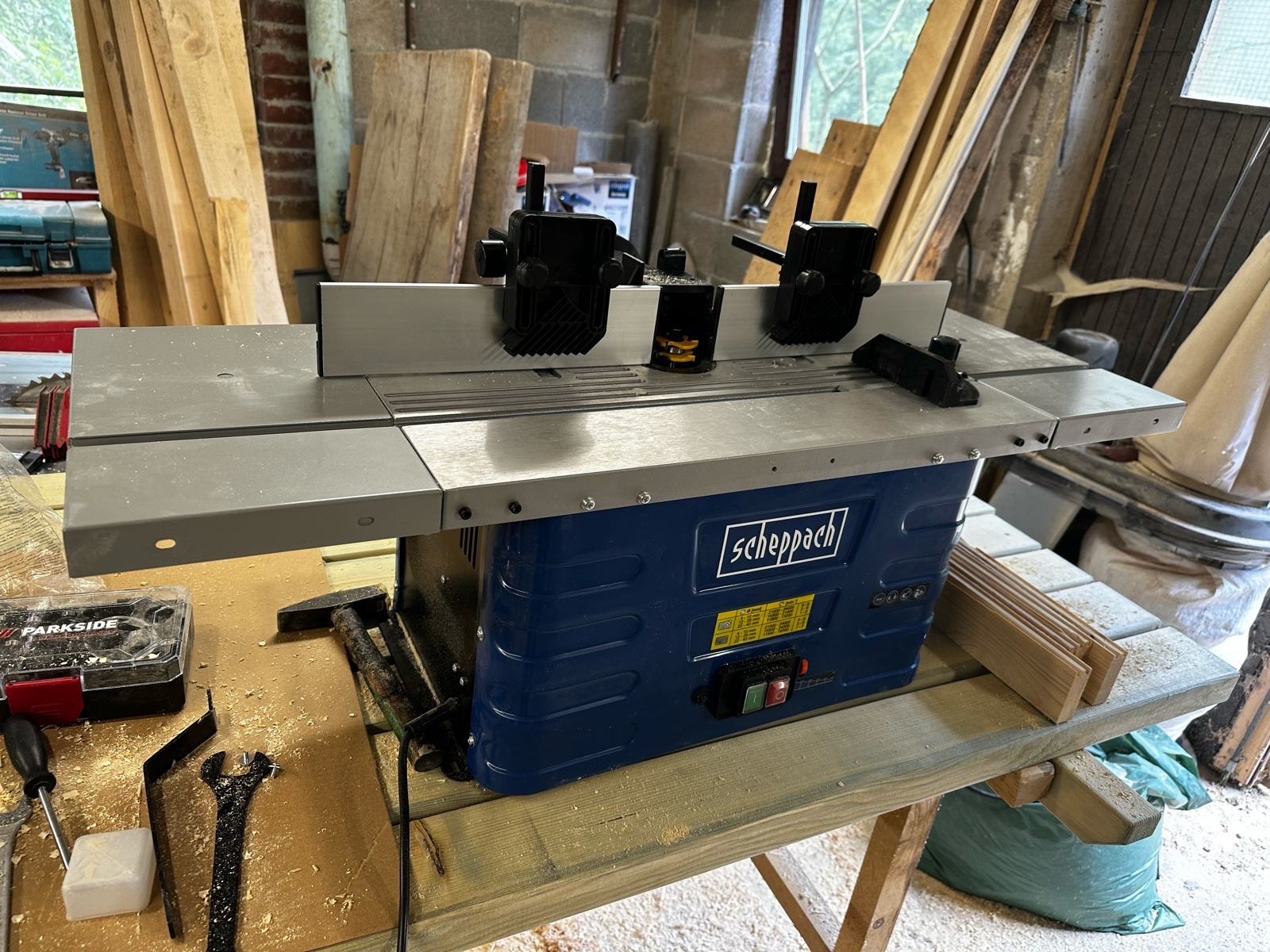 scheppach HF60 namizni rezkar +2 rezkarja pero/utor