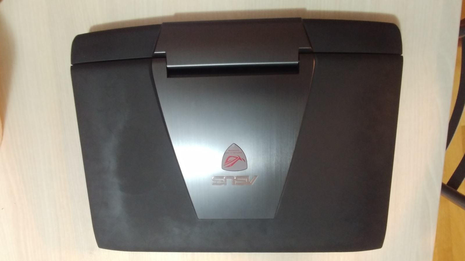 Asus 7265NGW 17 palčni z okvaro
