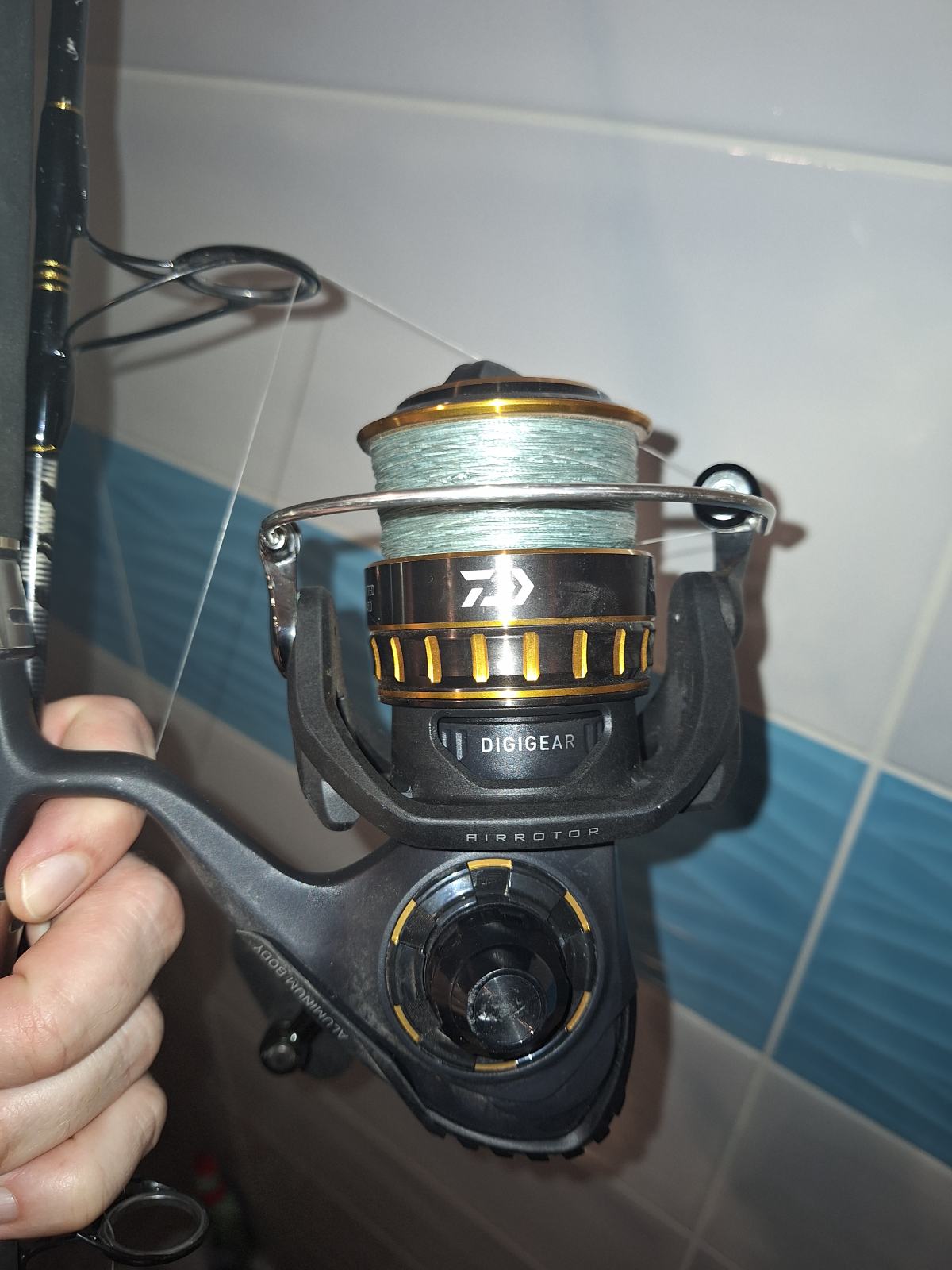 Rola Daiwa bg 4500 in palica Okuma Eclipz - komplet za panulo