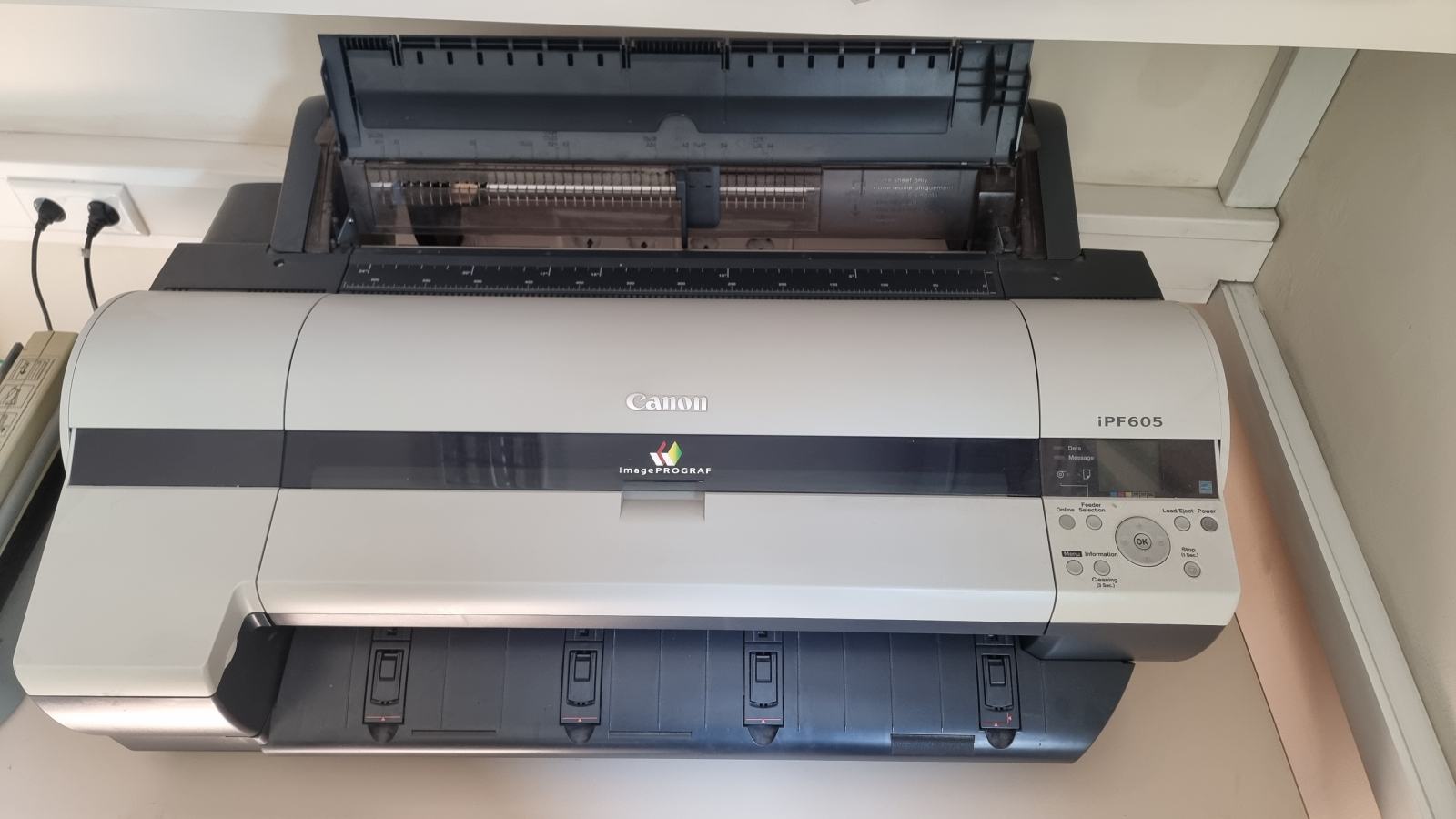 Canon iPF605 Risalnik