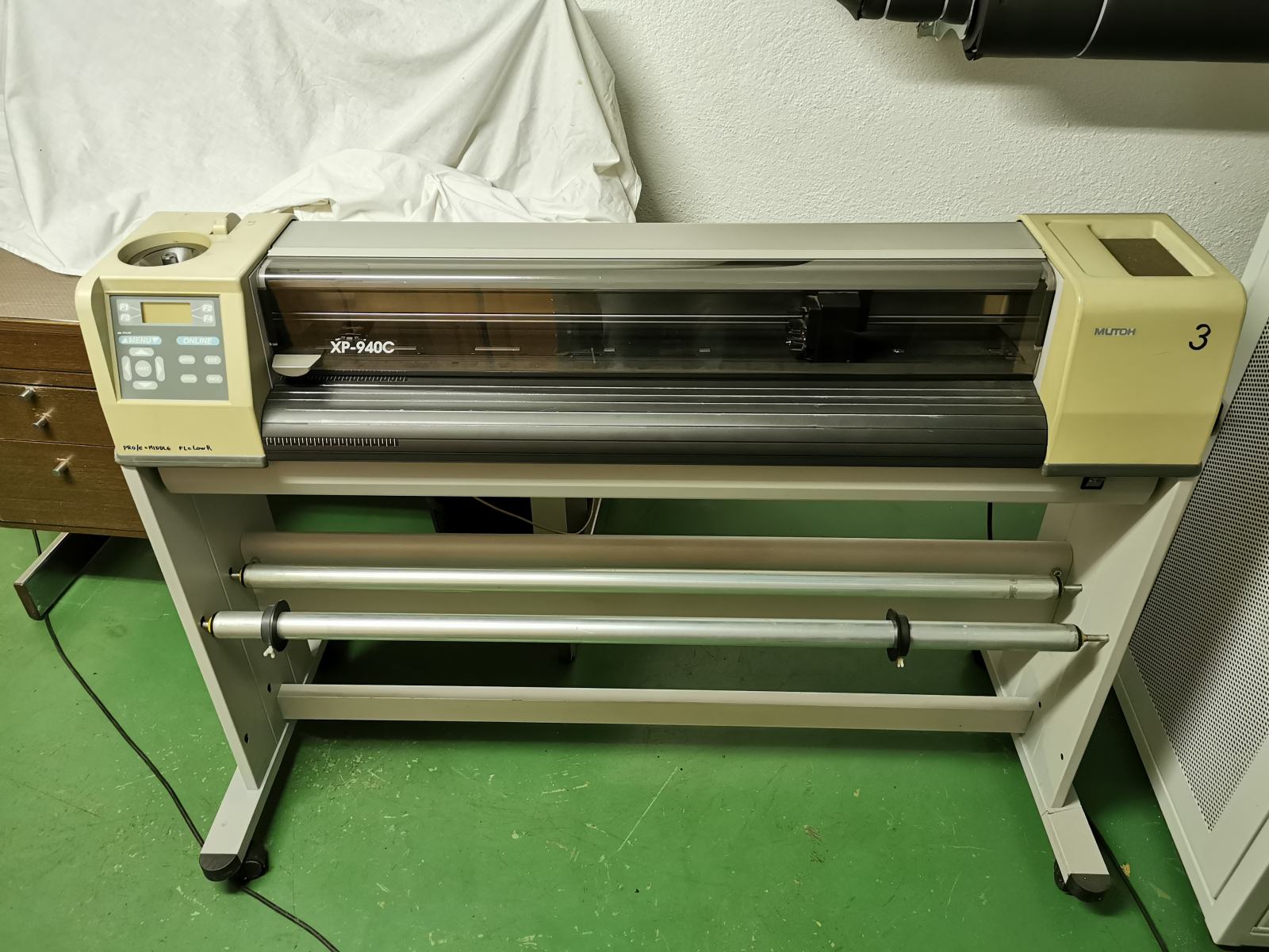 rezalnik / risalnik MUTOH XP940C - širine 912 mm