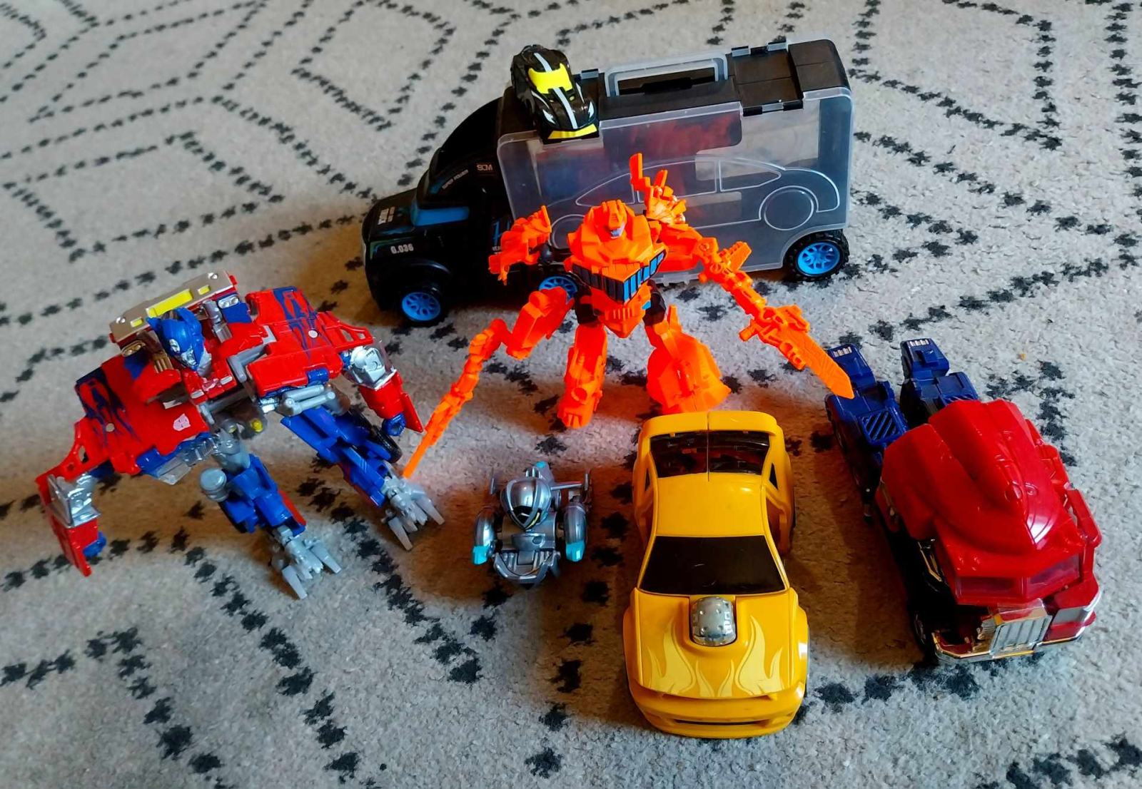 Avt robotki transormerji