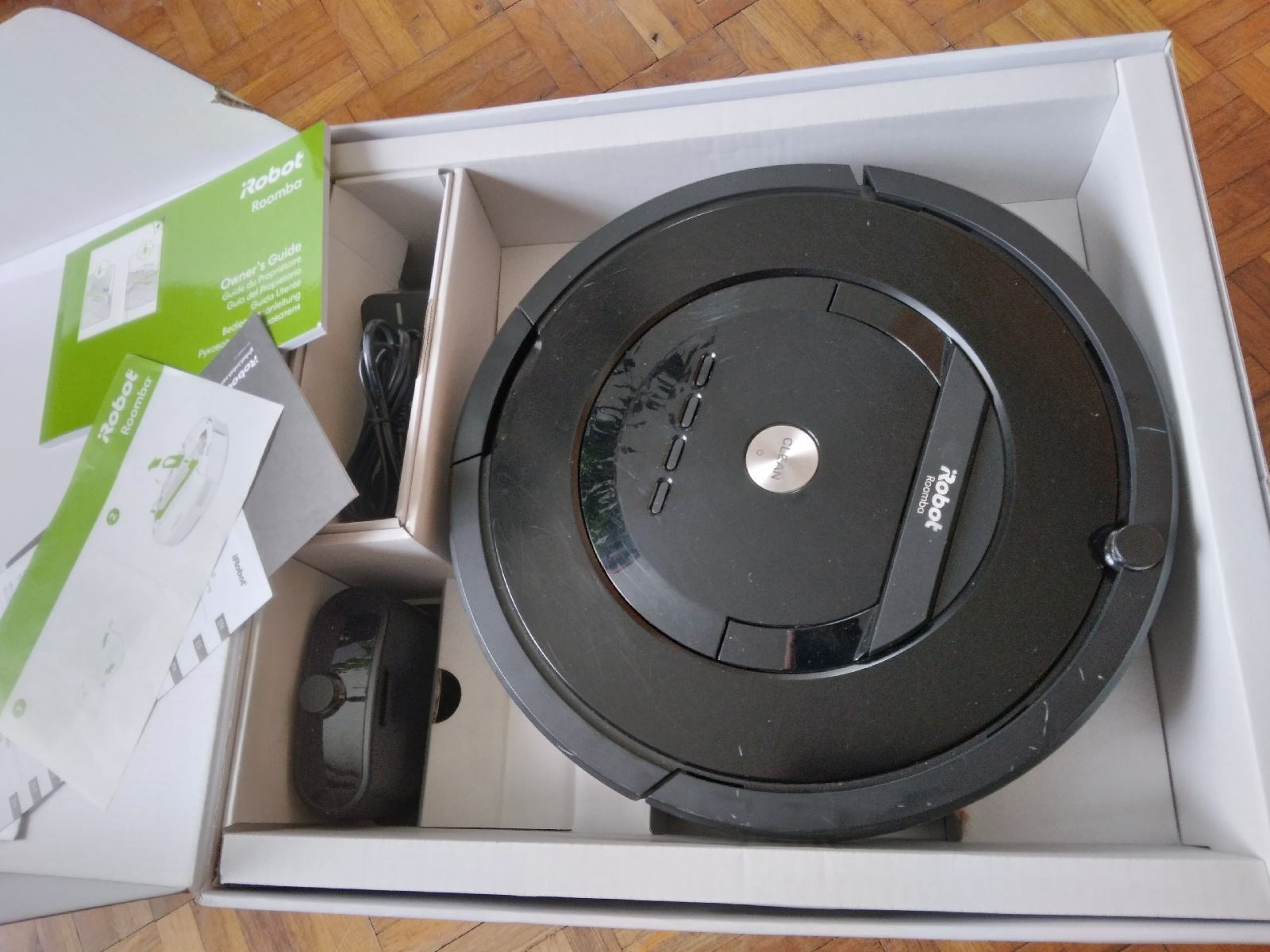 iRobot Roomba 875