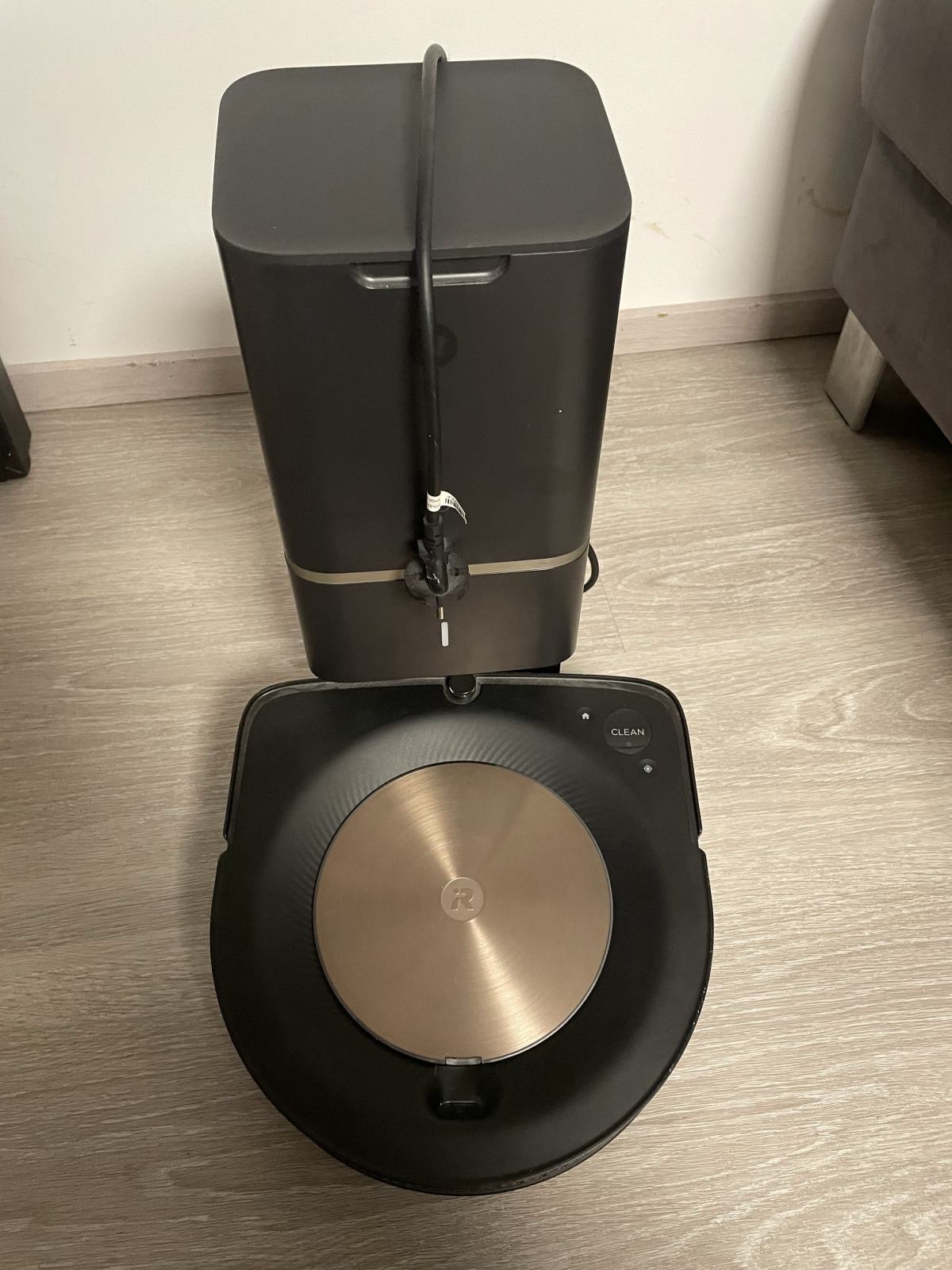iRobot Roomba s9+ - malo rabljen