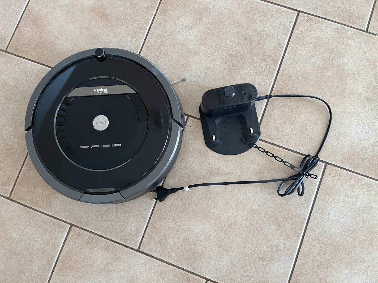 iRobot Roomba serije 800, brezhiben, prodam