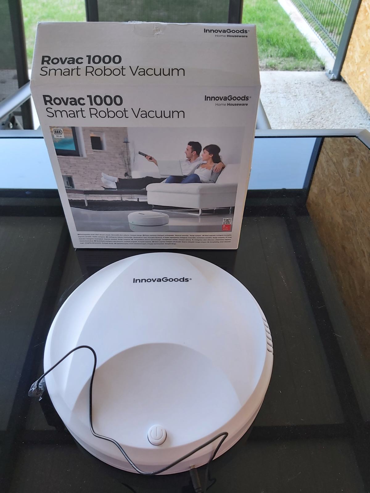 Pametni robotski sesalnik Rovac 1000