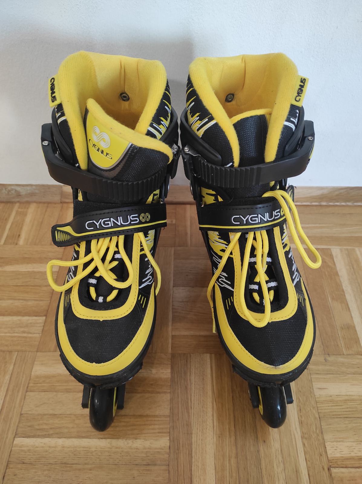Fantovski rolerji CYGNUS št. 37-40