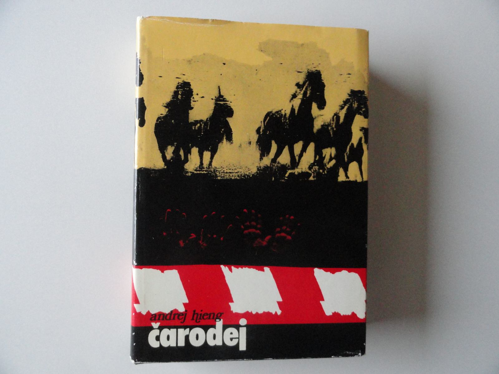 ANDREJ HIENG, ČARODEJ