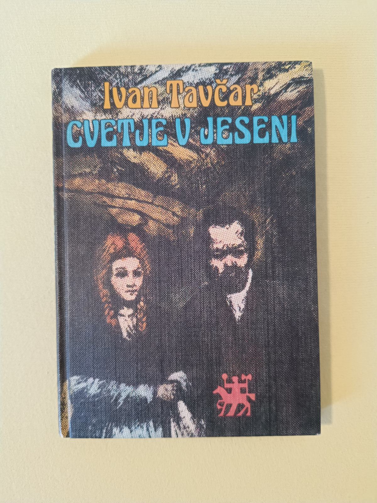 CVETJE V JESENI (Ivan Tavčar; Zlata knjiga)