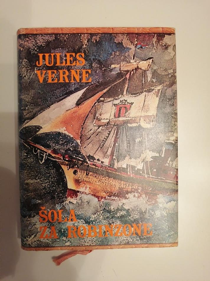 JULES VERNE, ŠOLA ZA ROBINZONE