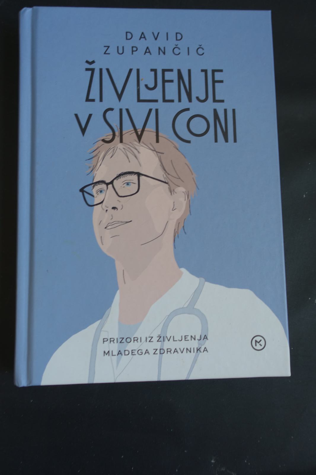Knjiga ŽIVLJENJE V SIVI CONI, David Zupančič