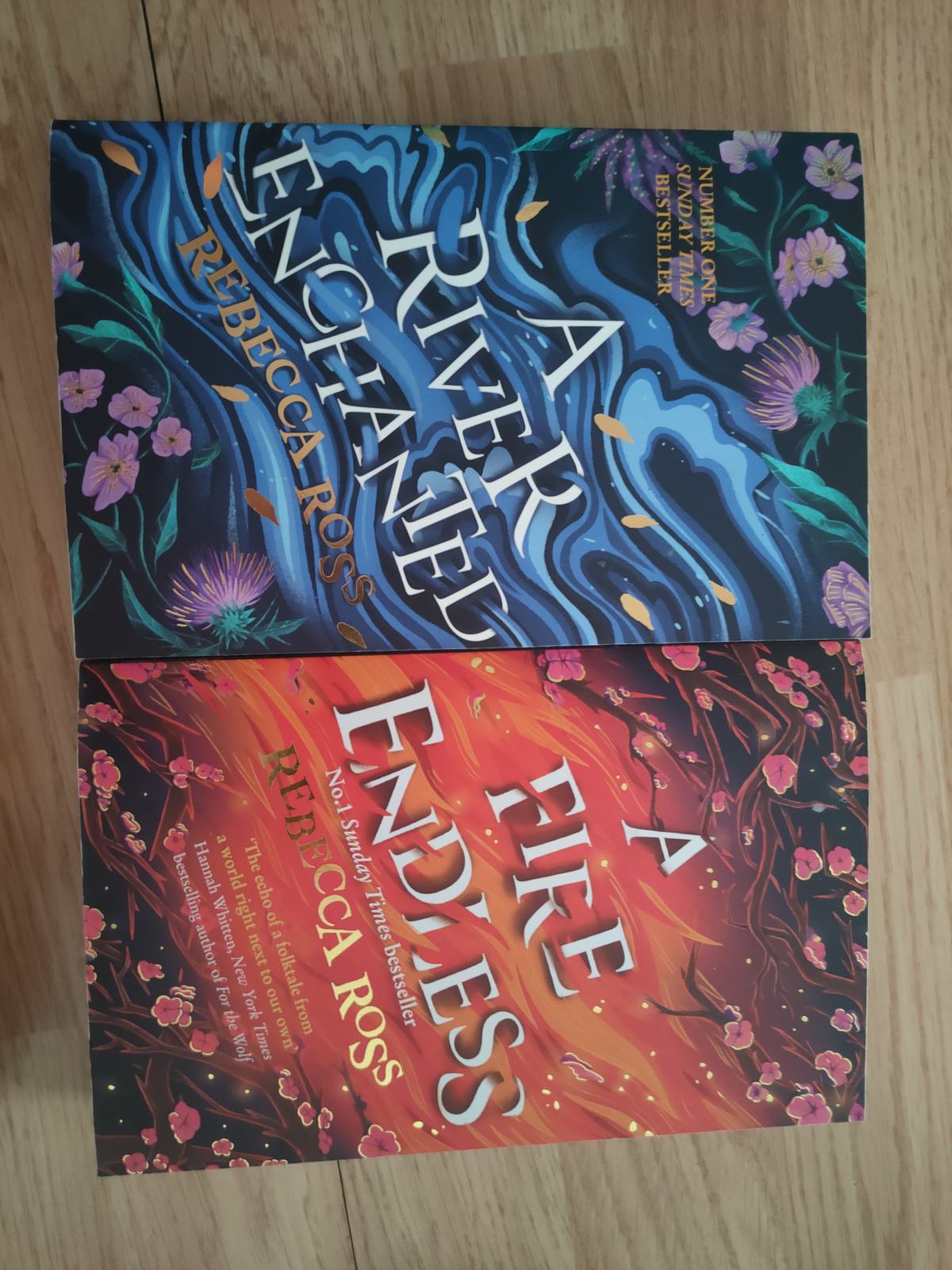 Rebecca Ross - A river enchanted, A fire endless