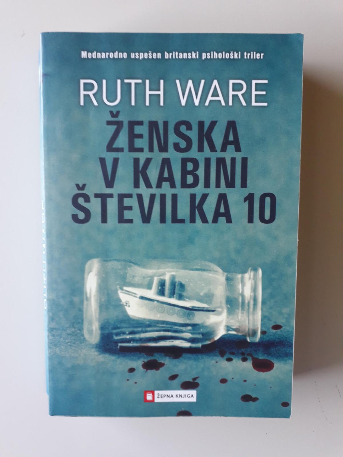 RUTH WARE, ŽENSKA V KABINI ŠTEVILKA 10