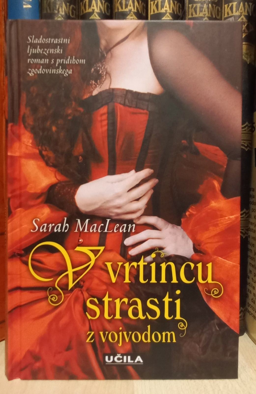 V vrtincu strasti z vojvodom / Sarah MacLean
