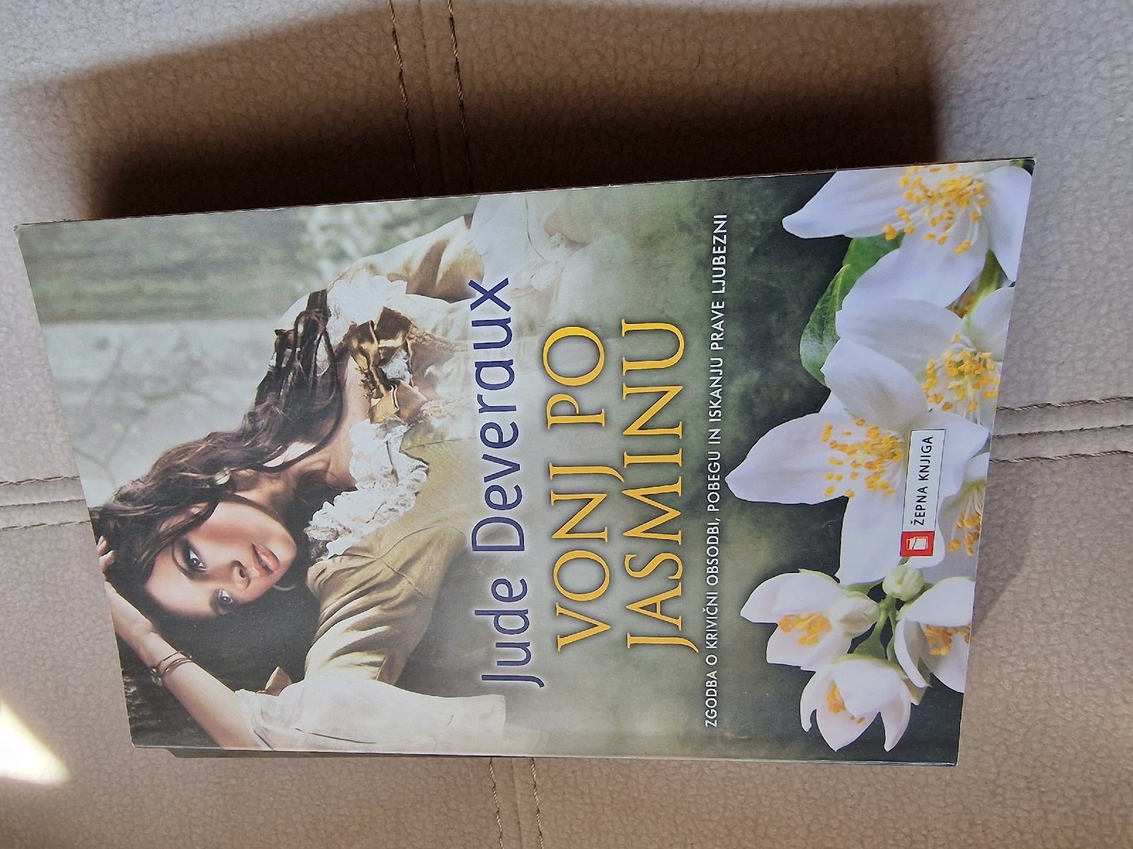 VONJ PO JASMINU - JUDE DEVERAUX