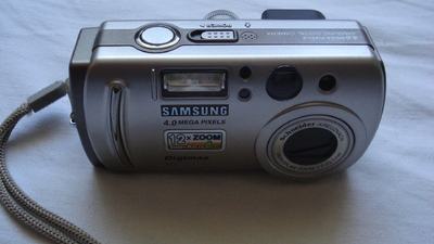 fotoaparat samsung digimax v4