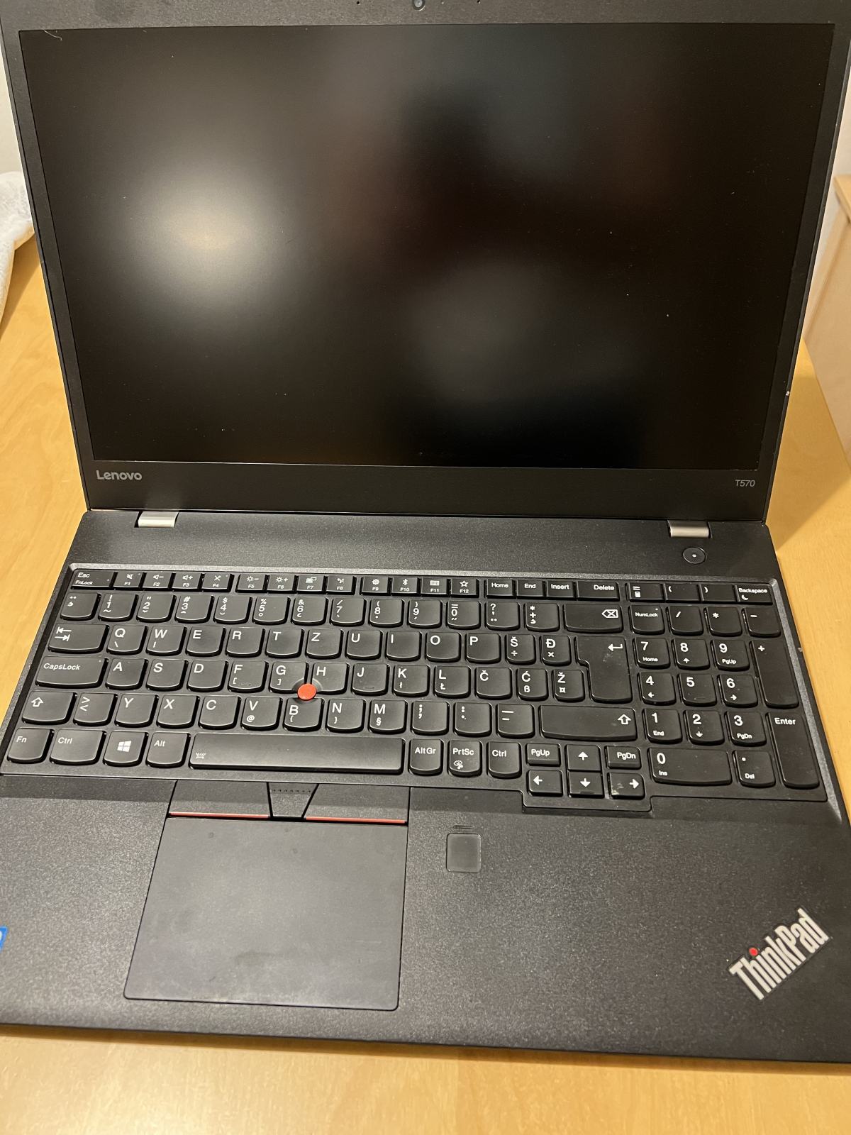 Prenosnik Lenovo ThinkPad T570, i5-7200U, 16GB DDR4, 256GB SSD