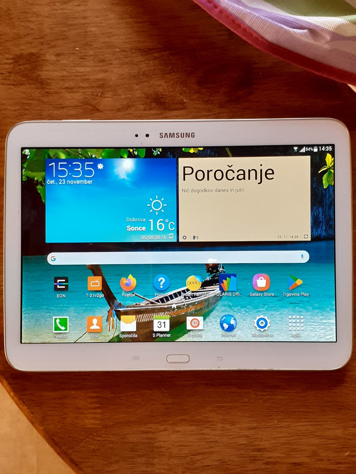 Samsung Tab3 (gt p5200) z zaščitnim ovitkom 10.1 inch.