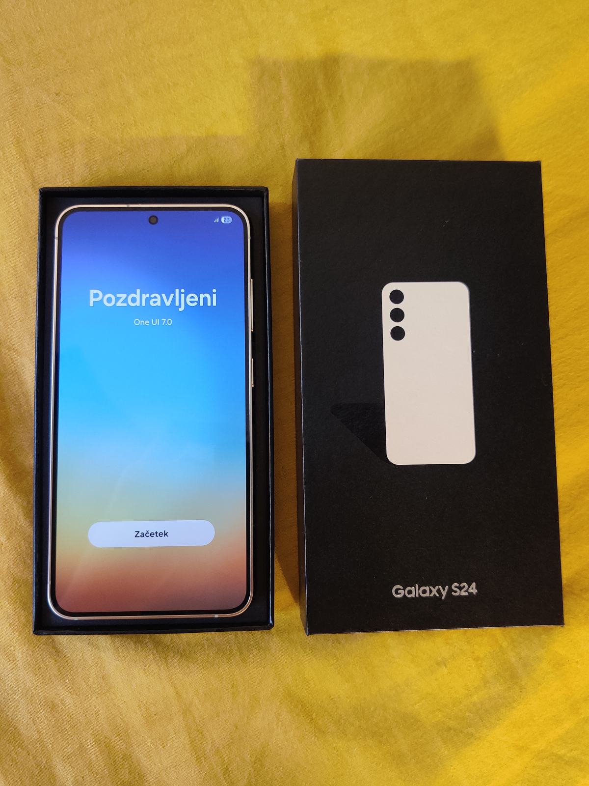 Samsung Galaxy S24 5G 256GB 8GB Amber Yellow SM-S921