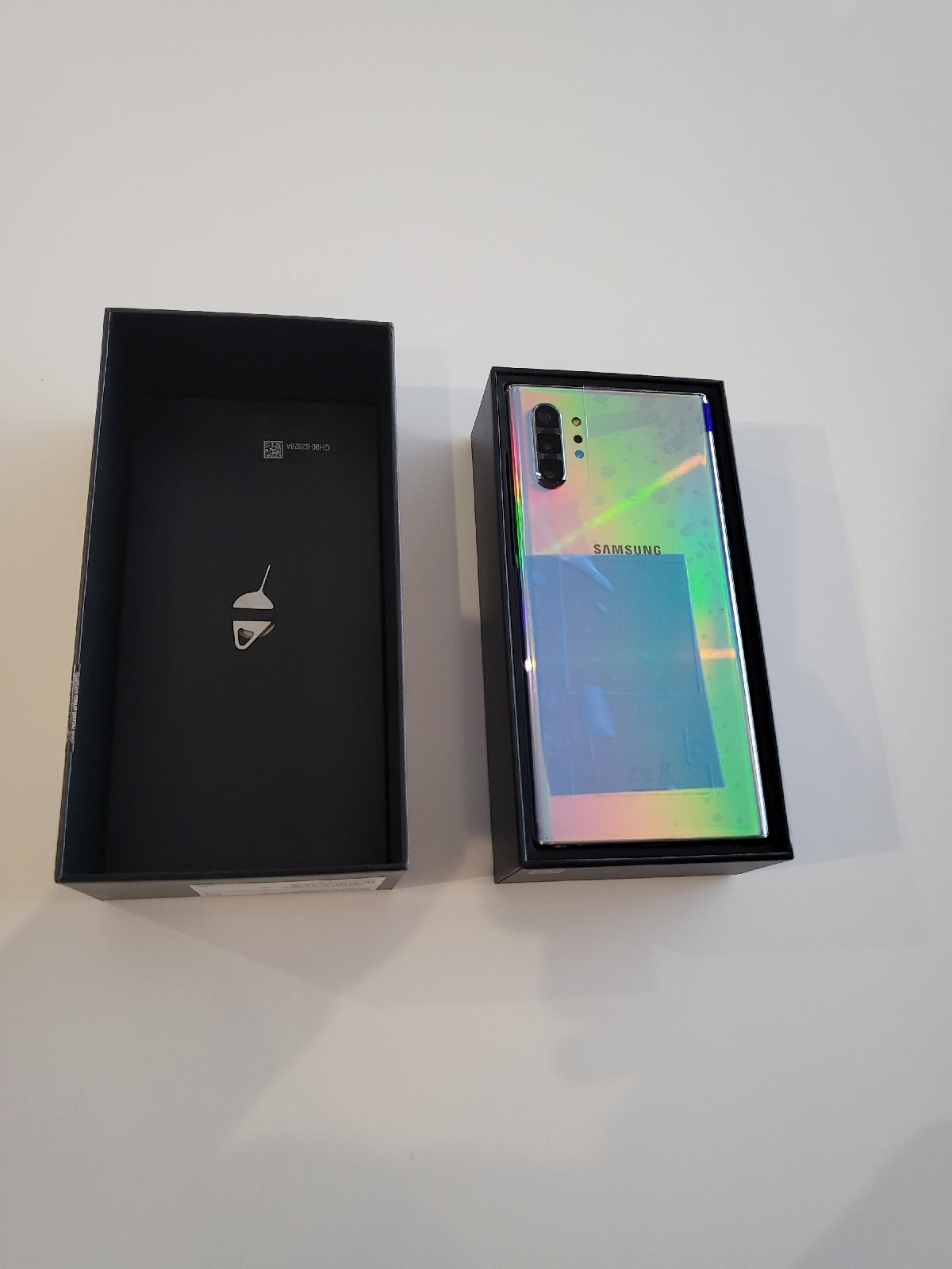 Samsung Note 10+ , refurnished, garancija, 256gb dual sim aurora glow