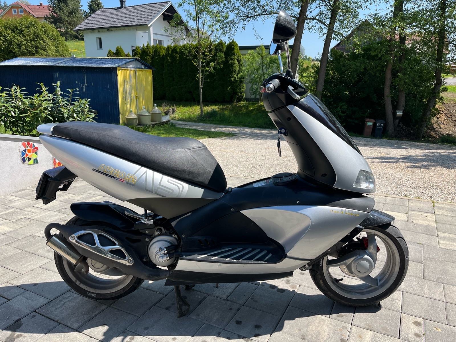 Aprilia Area 51 49 cm3, 2002 l.