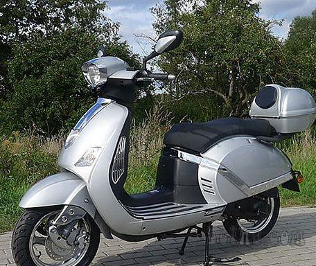 Baotian RETRO 50QT-F8 max. 25kmh SKUTER MOPED MOTOR SCOOTER, 1900 l.