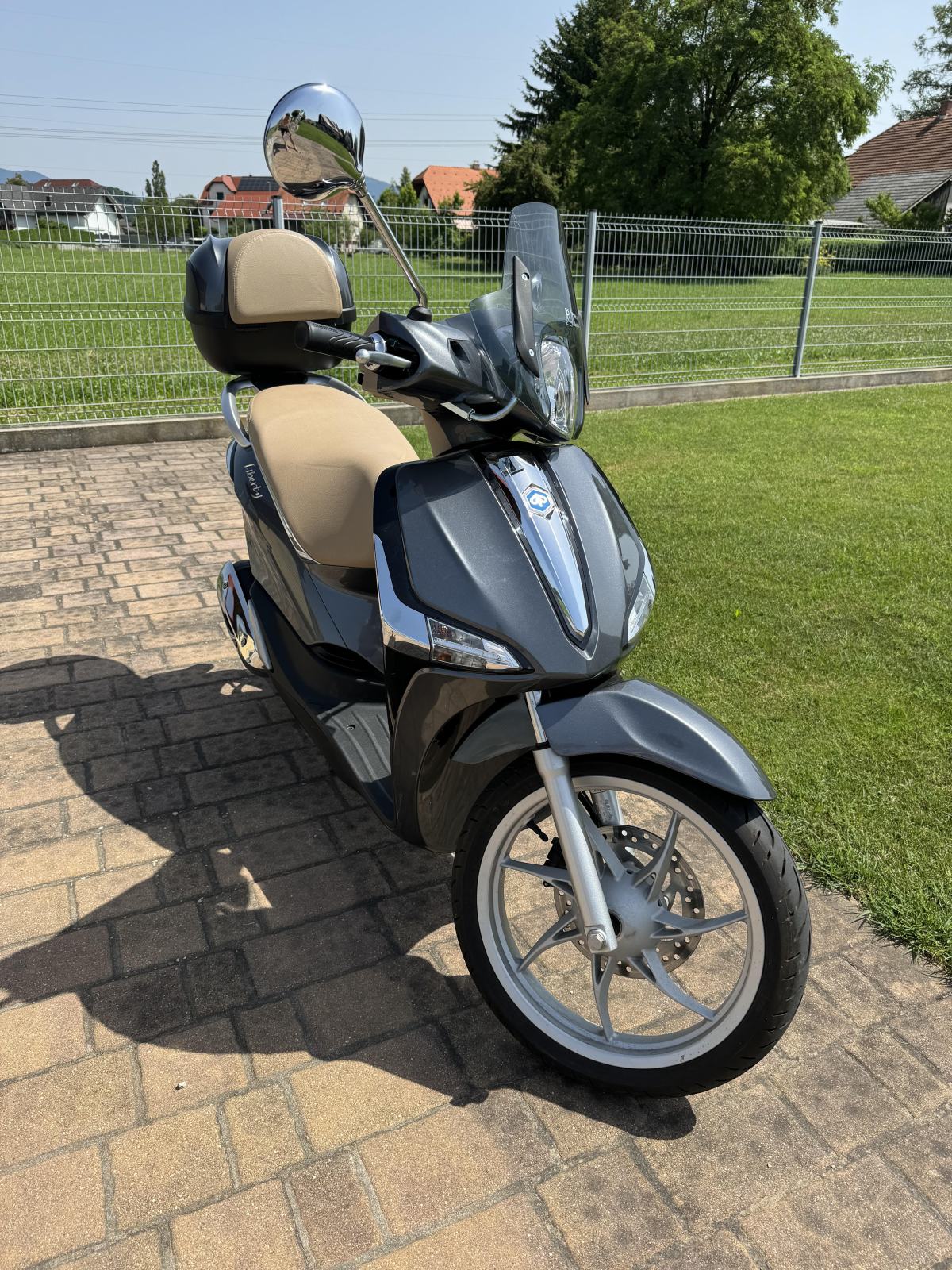 Piaggio Liberty 50 cm3, 2020 l.