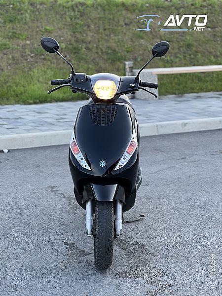 Piaggio Piaggio Zip 2t 25km h 49 cm3, 2018 l.
