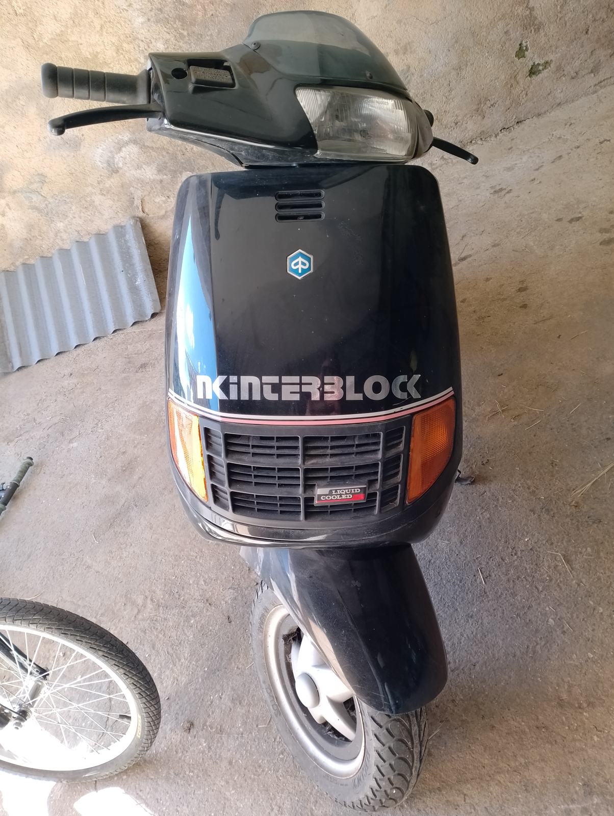 Piaggio Quartz 50 cm3, 2002 l.