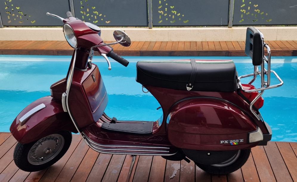 Piaggio Vespa PX 200 E Arcobaleno 198 cm3, 1988 l.
