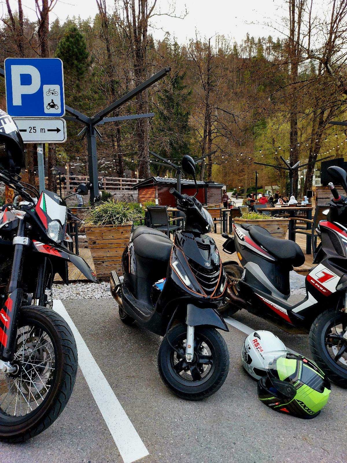 Piaggio Zip 50 cm3 registracija pod 25km/h, 2010 l.