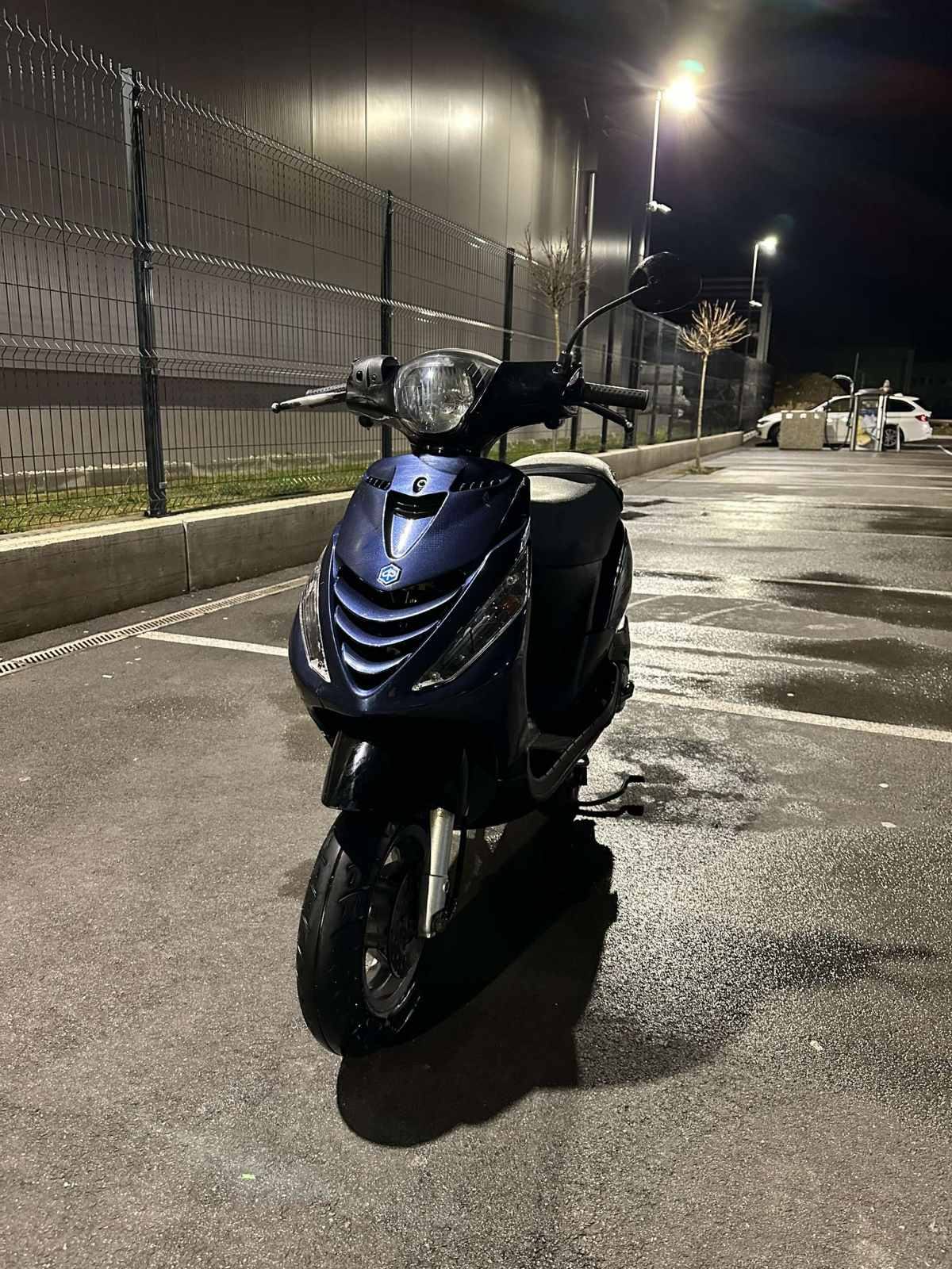 Piaggio Zip 50 cm3, 2007 l.