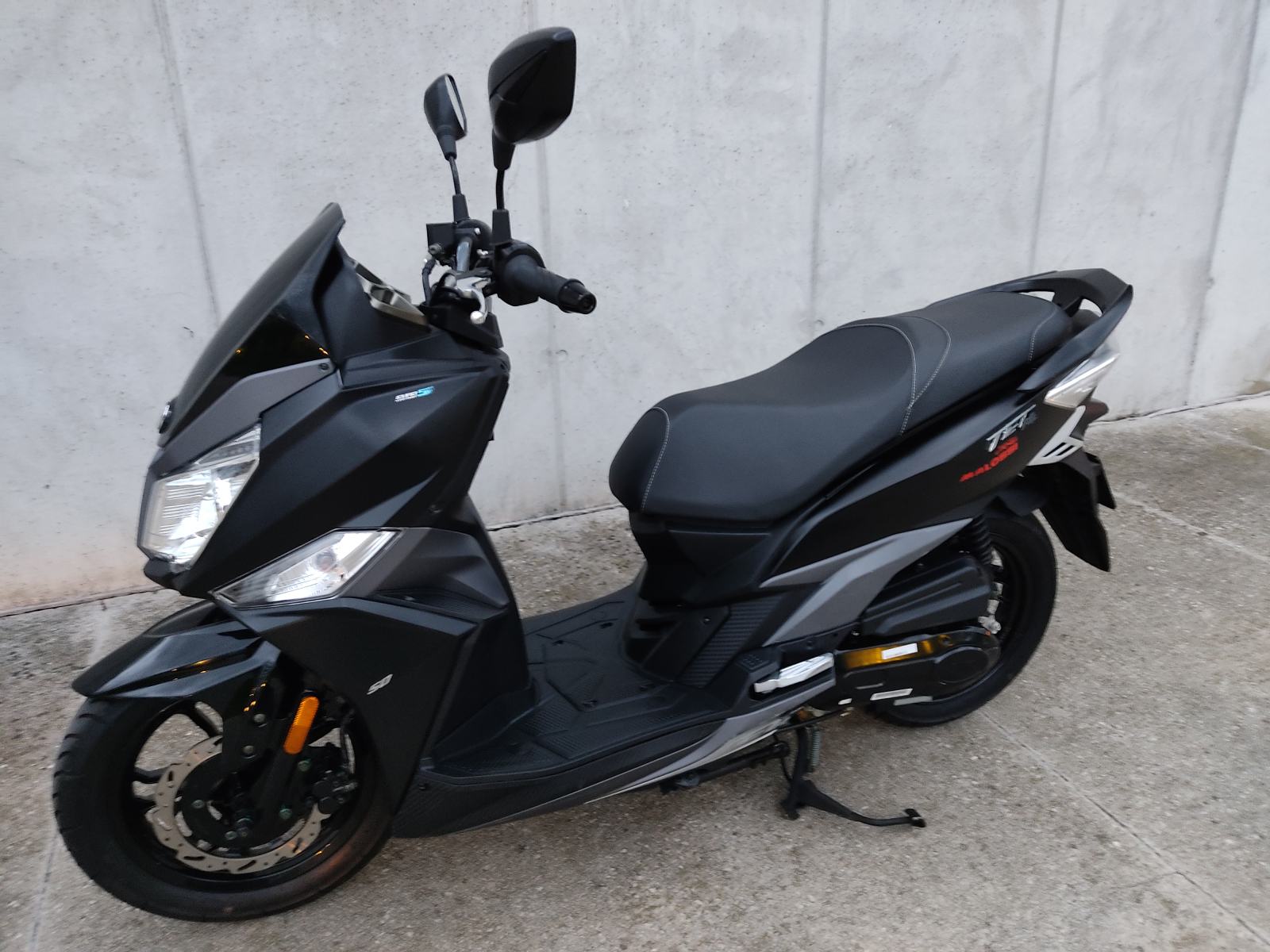 Sym Jet 14 50 cm3, Malossi kit, 2021 l.