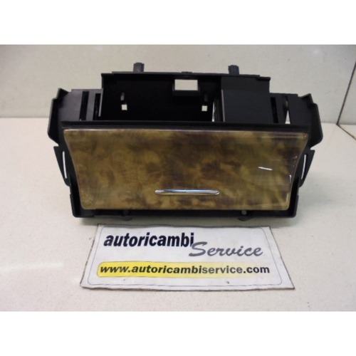 PEPELNIK / DRZALA ZA PIJACO OEM N. 2R86-8104822-A ORIGINAL REZERVNI DE