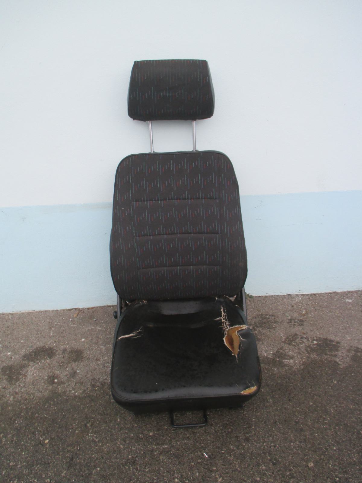 PUCH G-RAZRED 230-GE ORIGINAL USNJENI SPREDNJI SEDEŽ