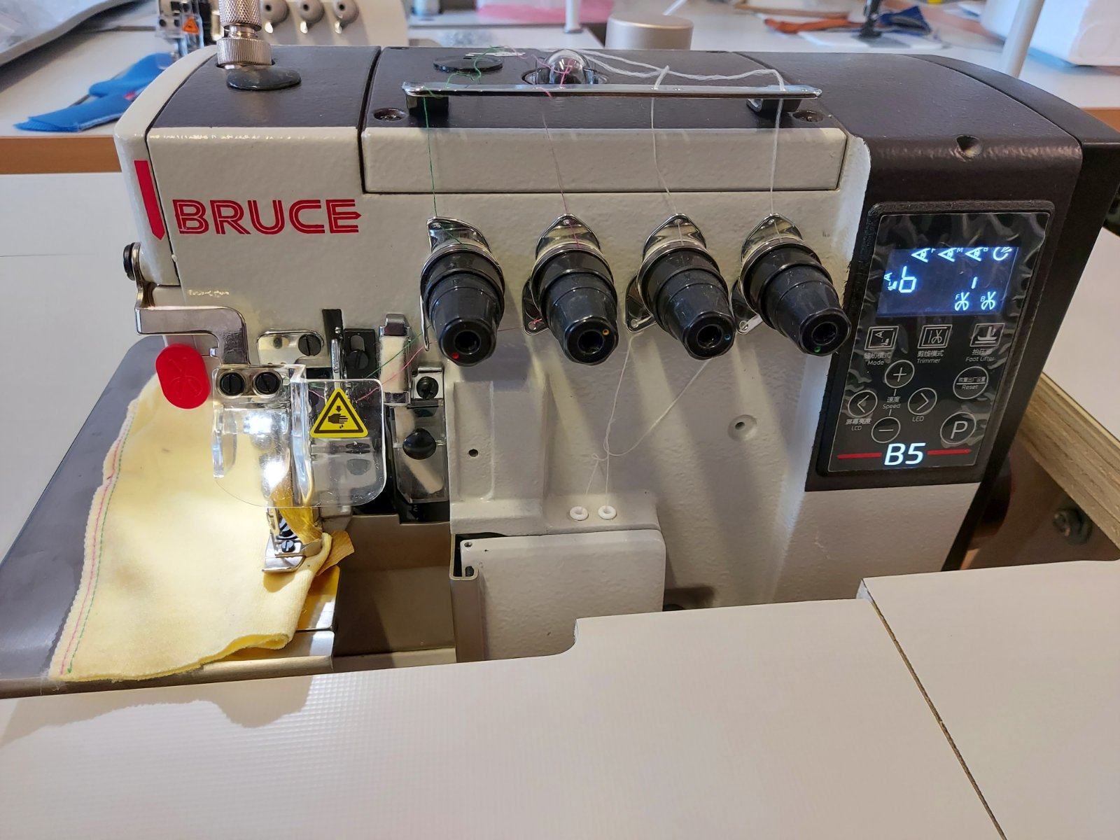 4 in 5 nitni overlock Bruce, profesionalni, nov