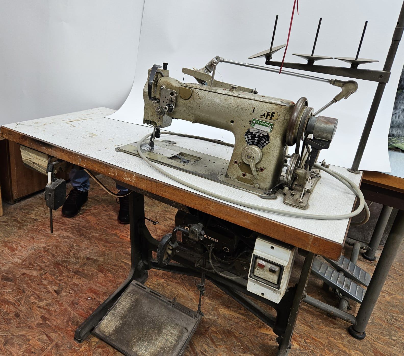 PFAFF, ŠIVALNI STROJ