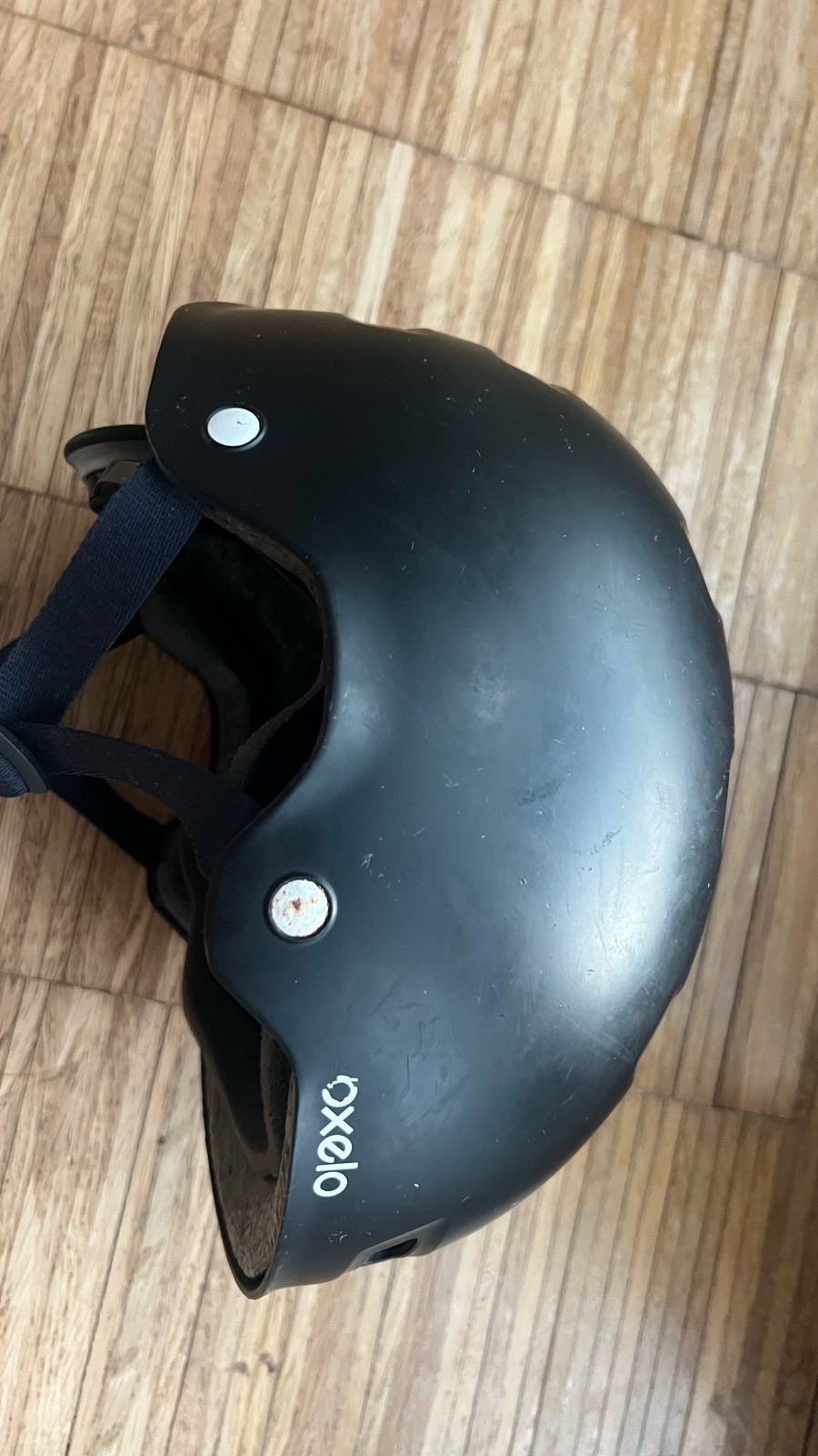 Oxelo skate/dirt čelada
