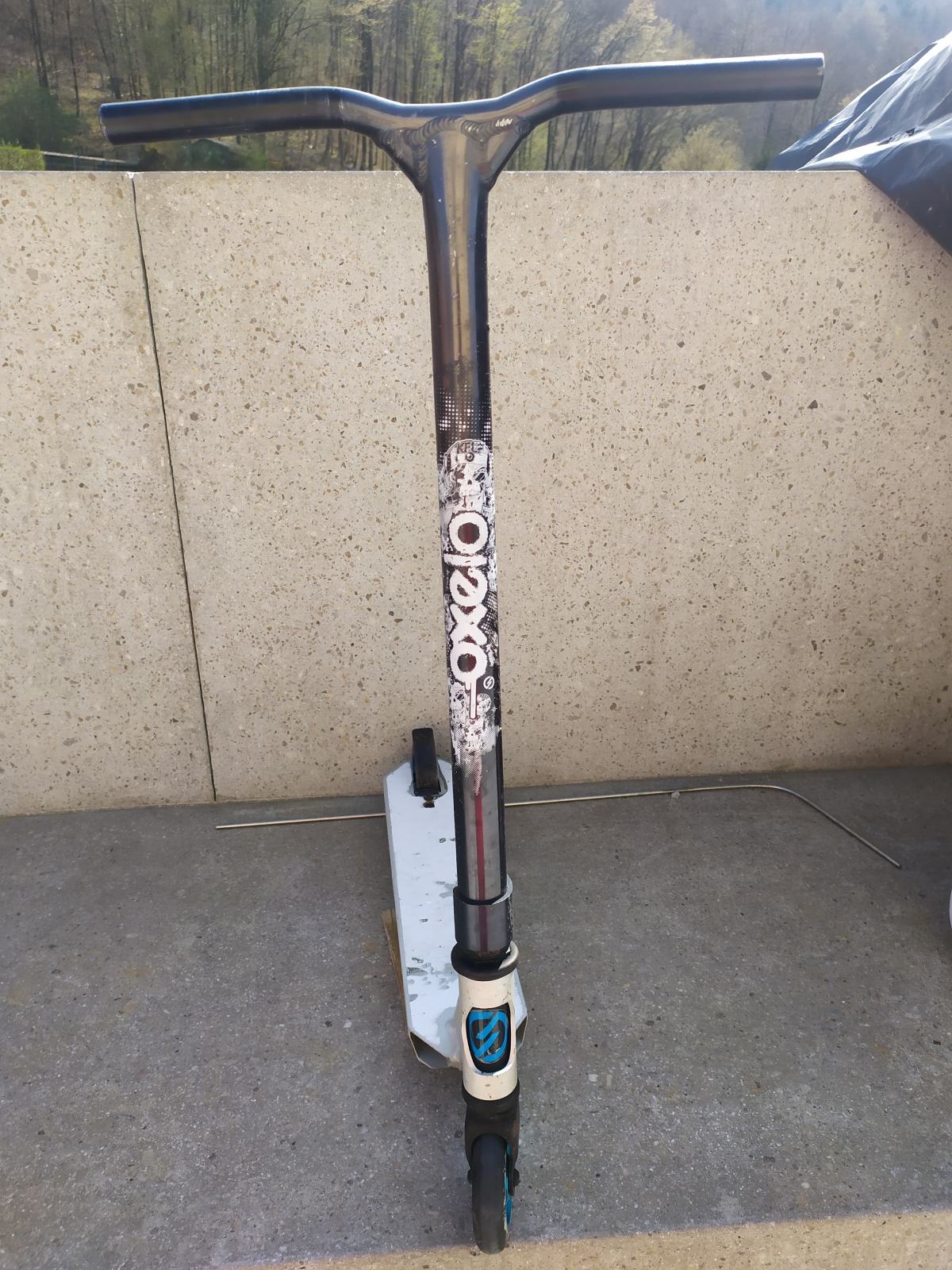 Skakalni skiro oxelo