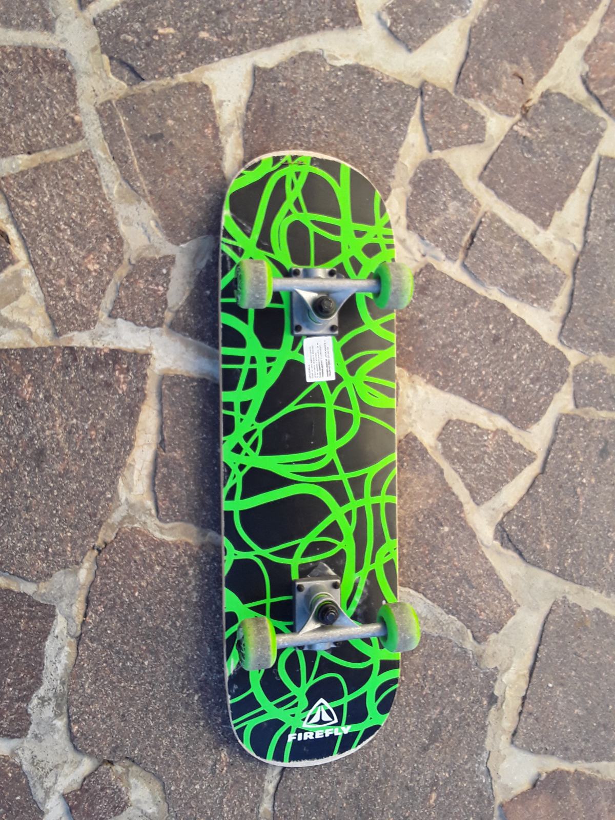 Skateboard firefly