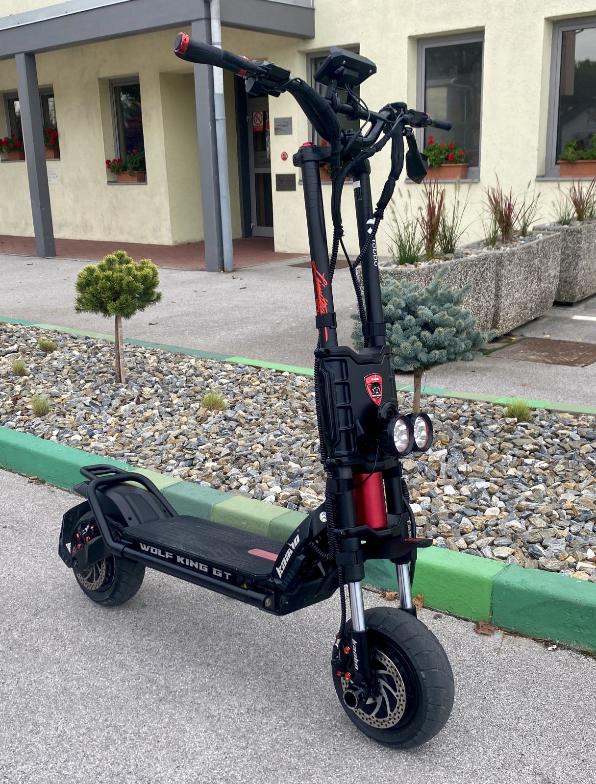 KAABO WOLF KING GT PRO- 2X 2000W-72V 35AH-TFT ZASLON-ODLIČEN