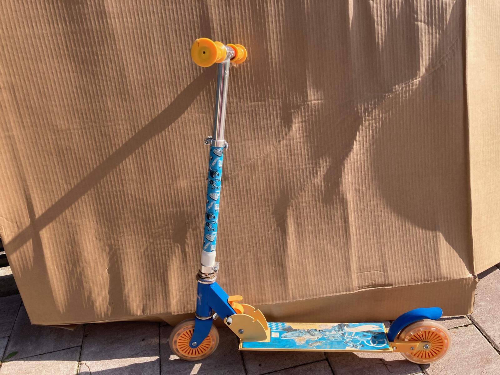 Podarimo skiro