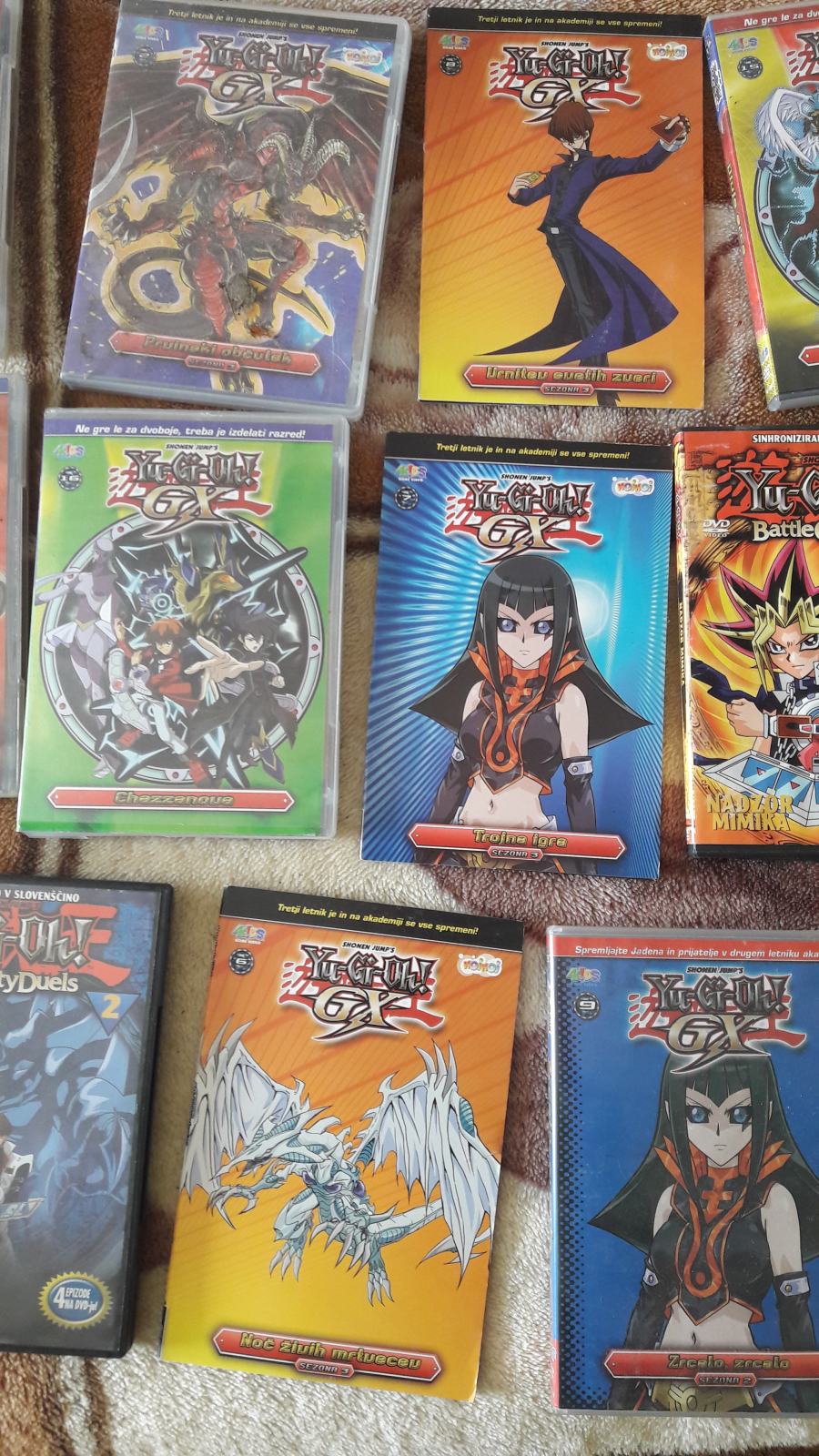 Sličice, albumi Yu gi oh karte novo v paketu ponudi ceno