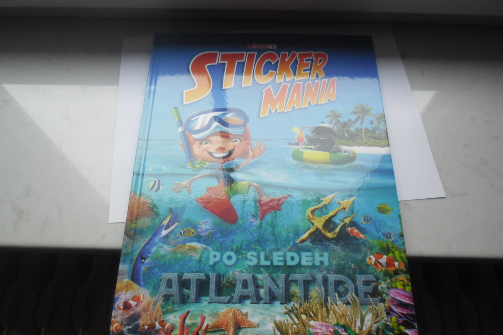 STICKER MANIA SPAR 2025 PO SLEDEH ATLANTIDE KOMPLET ALBUM